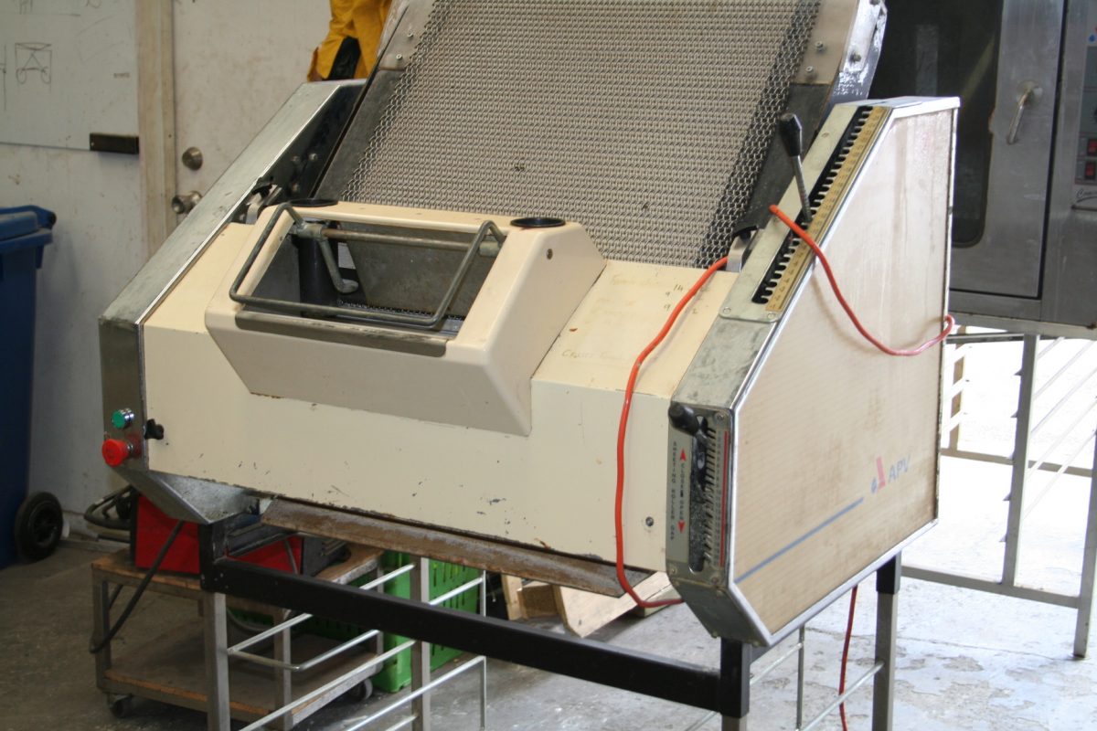 Miracle Moulder 600 - Bake Tech Services